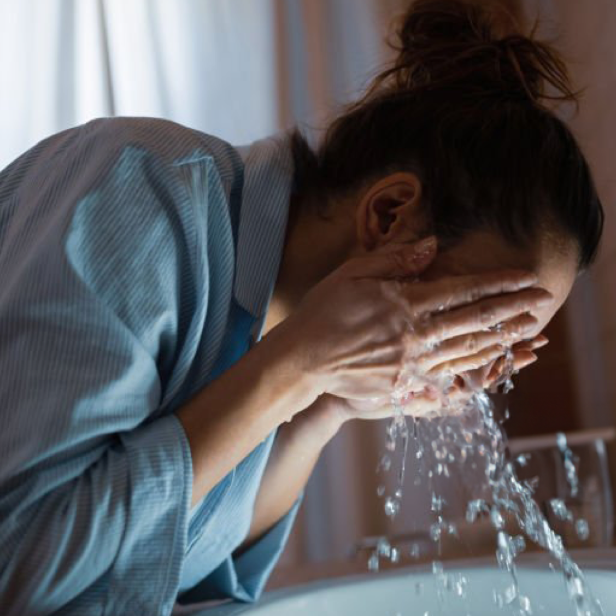 Comment se débarrasser de l'acné : commencez par la qualité de l'eau ...